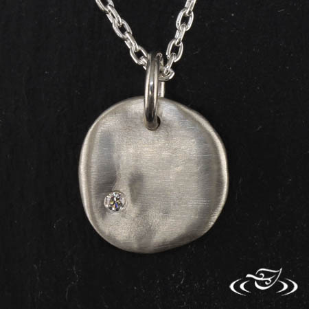 Silver Rustic Pendant With 1 Diamond