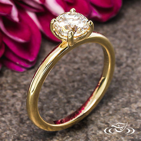 Classic 4 Prong Basket Setting With Split Shank