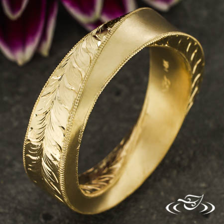 Wheat Engraved Mobius Band
