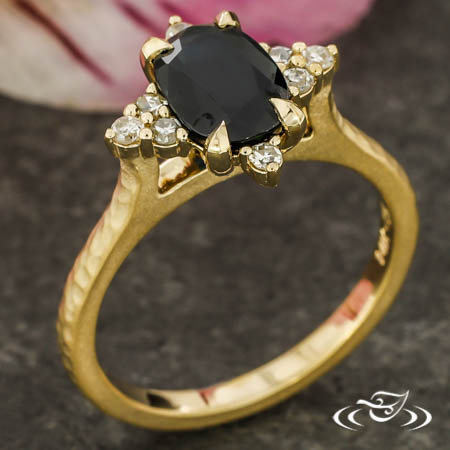 Customize engagement and wedding ring