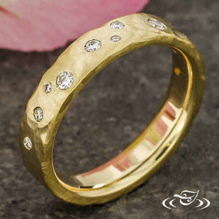 Customize engagement and wedding ring