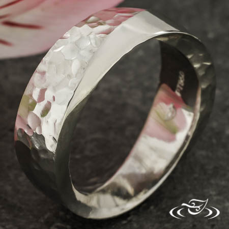 Customize engagement and wedding ring