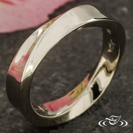 Customize engagement and wedding ring
