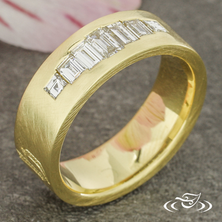 Flush Set Baguette Band
