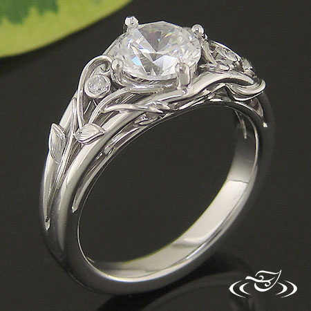Platinum Split Shank Filigree Ring